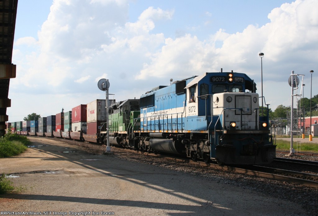 EMD 9072